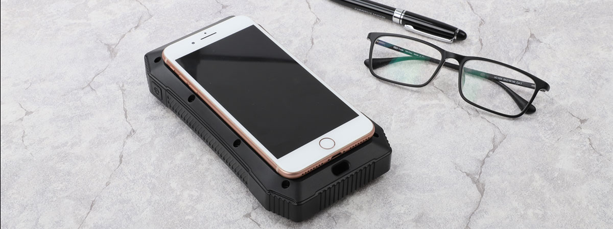 SoloForce Wireless Solar Power Bank Review & Results for 2024