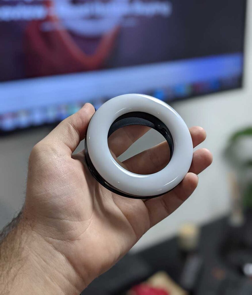 OlumiRing Review 2025 | Versatile Mini Ring Light