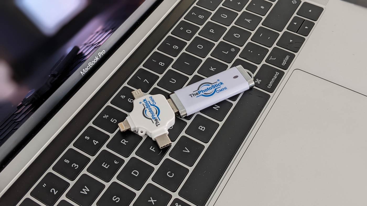 The Best Photo Stick In 2022 - Comparison & Buyer's Guide